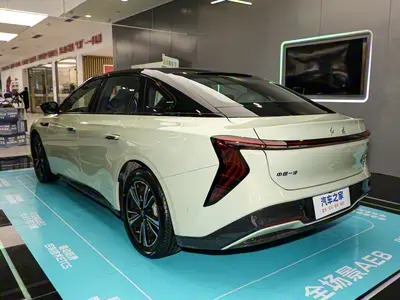 红旗EH7 2024款 820 Pro 红旗 5/14张图片大全_汽车外观图库-汽车之家