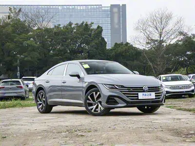 一汽-大众CC 2025款 330TSI 炫目 众享款 大众 3/16张图片大全_汽车外观图库-汽车之家