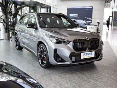 宝马X1 M35Li 2024款 M35Li 宝马 3/8张图片大全_汽车外观图库_闪耀铜灰色-汽车之家