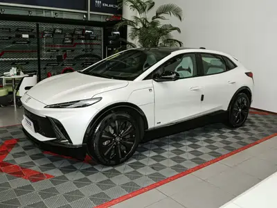 别克E4 2023款 GS长续航四驱版 别克 4/36张图片大全_汽车外观图库-汽车之家