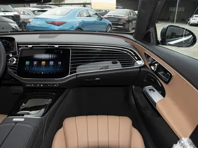奔驰E级 2025款 E 260 L 奔驰 4/48张图片大全_汽车内饰图库-汽车之家