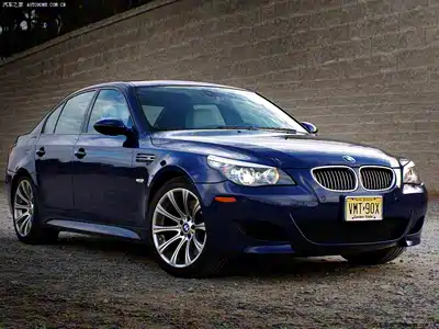 宝马M5 2008款 M5 宝马 1/6张图片大全_汽车外观图库-汽车之家