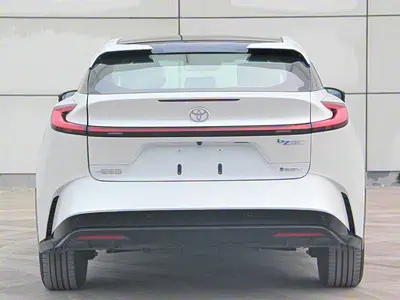 丰田bZ5 2024款 试装车 丰田 2/7张图片大全_汽车官图图库-汽车之家