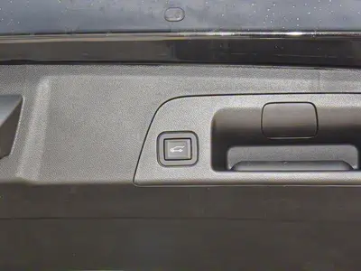 昂科威Plus 2024款 昂科威Plus 28T 两驱尊享版 别克 46/105张图片大全_汽车座椅图库-汽车之家