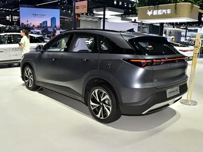 极狐 阿尔法T5 2024款 520 MAX ARCFOX极狐 5/34张图片大全_汽车外观图库-汽车之家