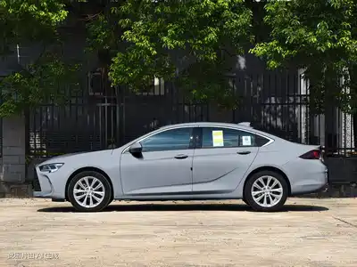 君威 2024款 28T 纵享版 别克 18/36张图片大全_汽车外观图库-汽车之家