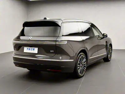 蔚来ES8 2026款 六座行政签名版 蔚来 31/47张图片大全_汽车外观图库-汽车之家