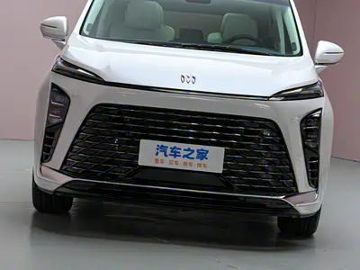 别克GL8新能源 2026款 陆尊 奢享版 别克 79/217张图片大全_汽车细节图库-汽车之家