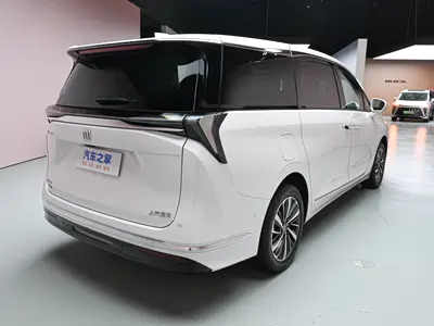 别克GL8新能源 2026款 陆尊 奢享版 别克 7/24张图片大全_汽车外观图库-汽车之家