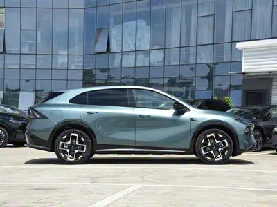 小鹏G7 2025款 602 长续航 Max 小鹏 24/32张图片大全_汽车外观图库-汽车之家