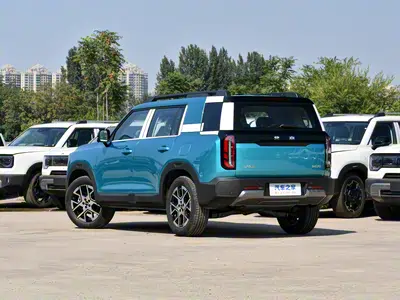 北京越野BJ30 2026款 旅行家 1.5T DCT两驱进阶版 北京越野 5/40张图片大全_汽车外观图库-汽车之家