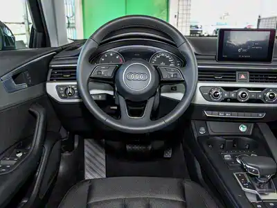 奥迪A4L 2018款 30周年年型 30 TFSI 进取型 奥迪 2/41张图片大全_汽车中控图库-汽车之家