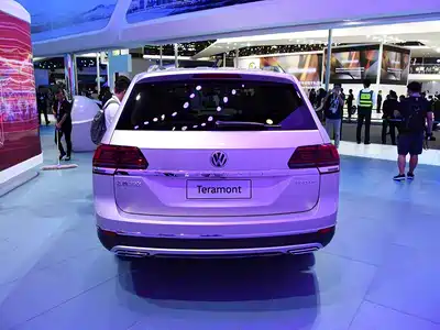 途昂 2017款 530 V6 四驱至尊旗舰版 大众 5/6张图片大全_汽车外观图库_冰岛银-汽车之家