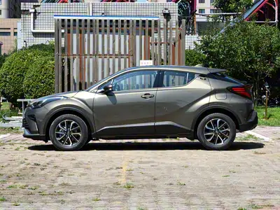 奕泽IZOA 2021款 双擎 2.0L 奕炫版 丰田 4/7张图片大全_汽车外观图库_耀晶灰-汽车之家