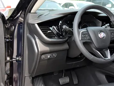 昂科威Plus 2021款 昂科威Plus 652T 五座四驱豪华型 别克 5/45张图片大全_汽车内饰图库-汽车之家