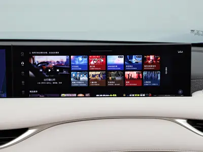 智己LS6 2025款 超强性能灵蜥智享版 智己汽车 96/200张图片大全_汽车图库-汽车之家