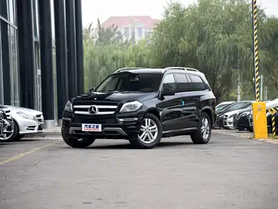 奔驰GL级 2015款 GL 350 CDI 4MATIC 奔驰 1/7张图片大全_汽车外观图库-汽车之家