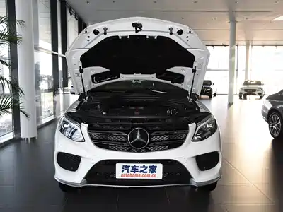 奔驰GLE 2017款 GLE 450 AMG 4MATIC 奔驰 1/59张图片大全_汽车细节图库-汽车之家