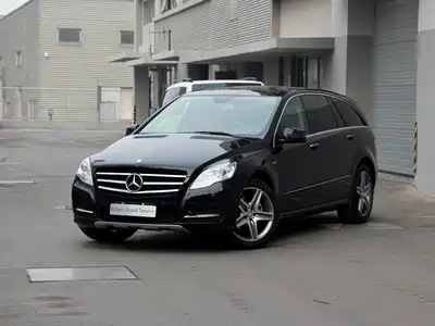 奔驰R级 2017款 R 400 4MATIC 臻藏版 奔驰 1/7张图片大全_汽车外观图库-汽车之家