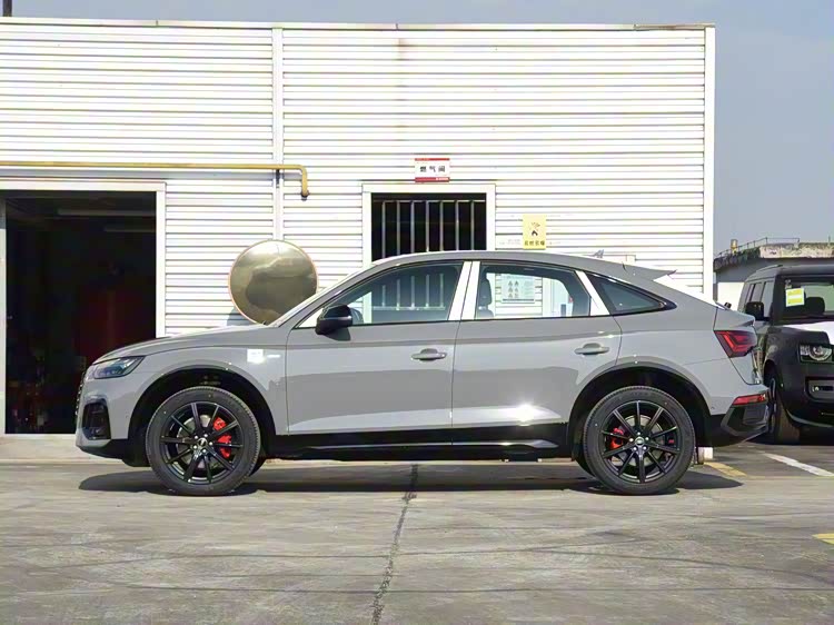 新锐时代之选：探索奥迪Q5LSportback的魅力_车家号_发现车生活_汽车之家