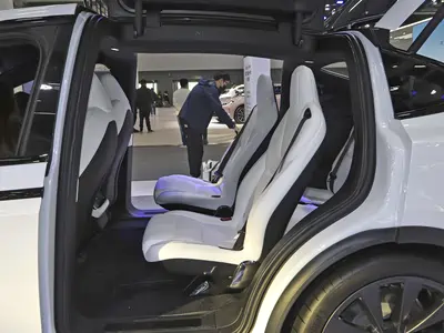 Model X 2023款 三电机全轮驱动 Plaid版 特斯拉 216/232张图片大全_汽车车展图库-汽车之家