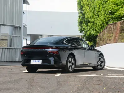 小鹏P7 2023款 P7i 702 Pro 小鹏 21/21张图片大全_汽车外观图库-汽车之家