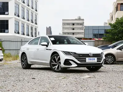 一汽-大众CC 2024款 330TSI 炫目版 大众 3/7张图片大全_汽车外观图库-汽车之家