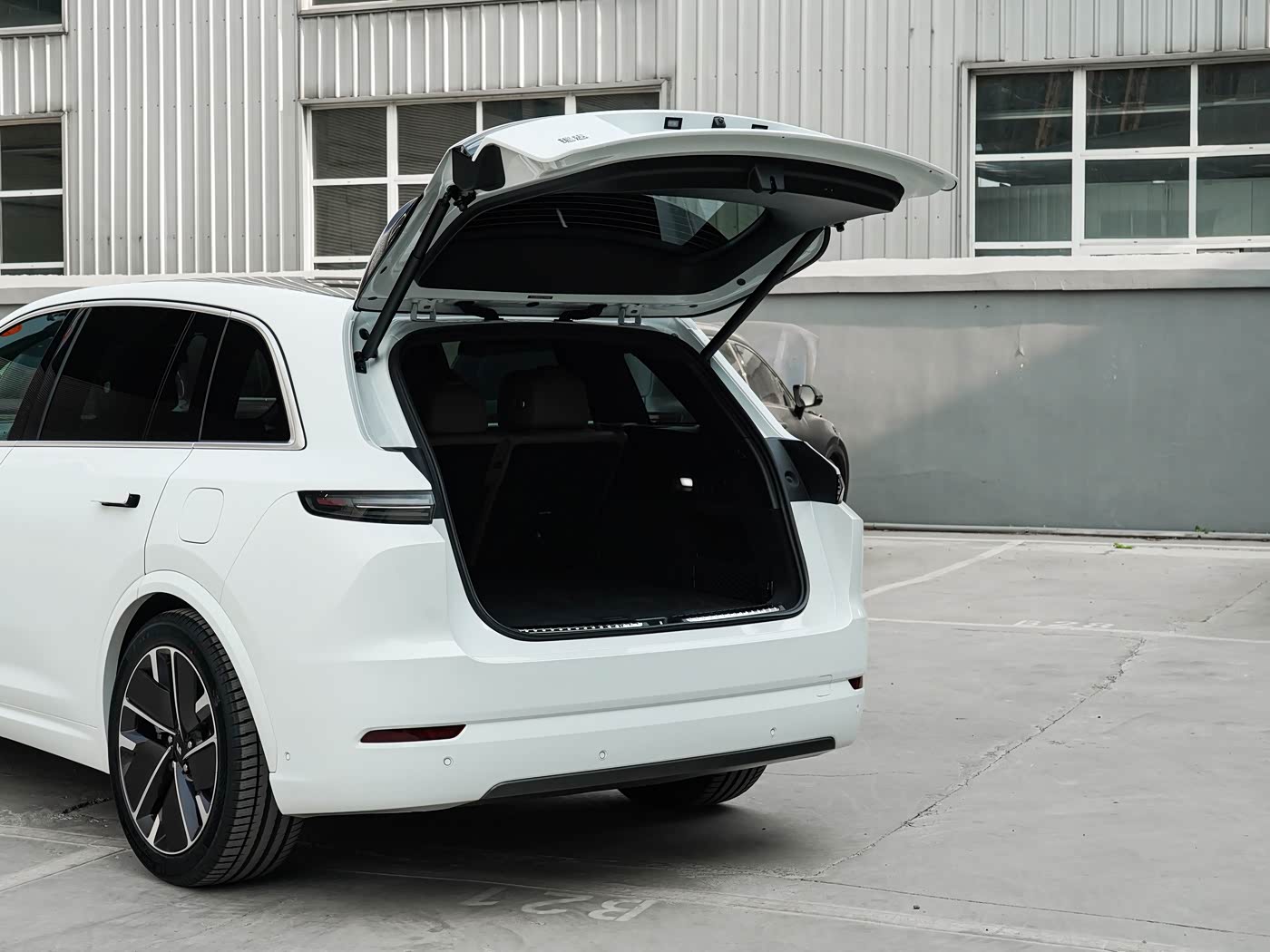 理想L7 2025款 Ultra 智能焕新版 理想汽车 125/200张图片大全_汽车座椅图库-汽车之家