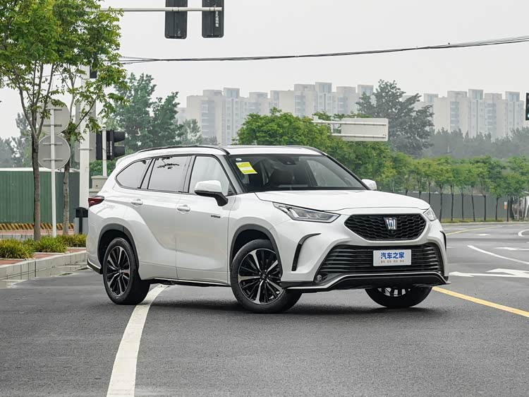 有望6月1日上市 2024款皇冠陆放配置曝光 升级骁龙8155车机_车家号_发现车生活_汽车之家