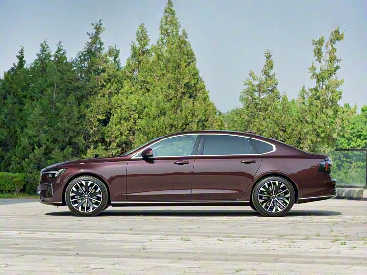 官降近16万，长5米1，搭2.0T+8AT，30万买沃尔沃S90，香吗？_车家号_发现车生活_汽车之家