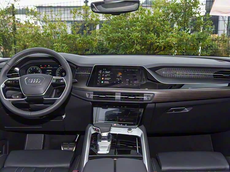 奥迪Q系列SUV深度对比：Q6、Q7、Q5L大揭秘_车家号_发现车生活_汽车之家