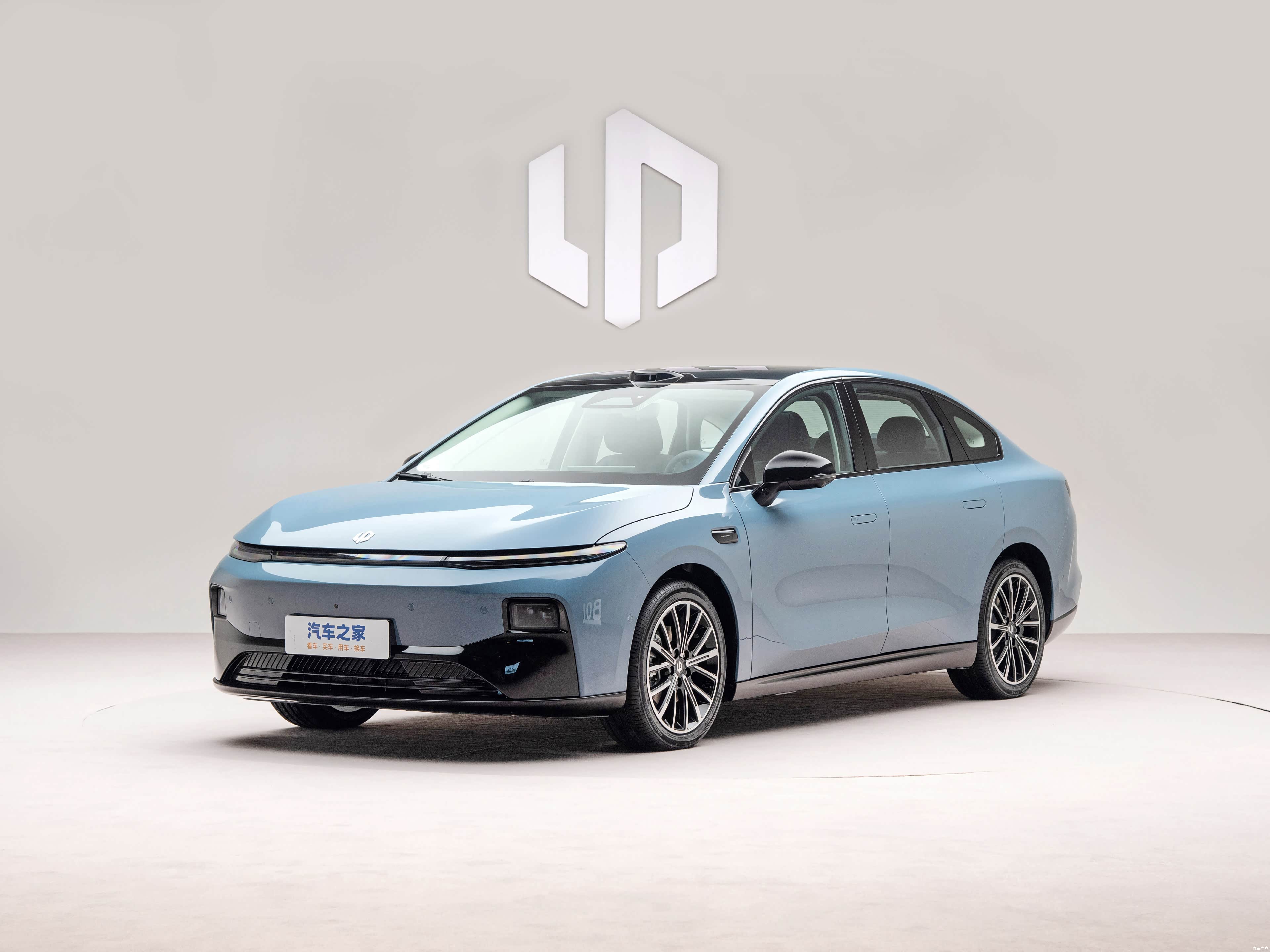 零跑B01 2025款 550激光雷达版 零跑汽车 1/1张图片大全_汽车外观图库-汽车之家