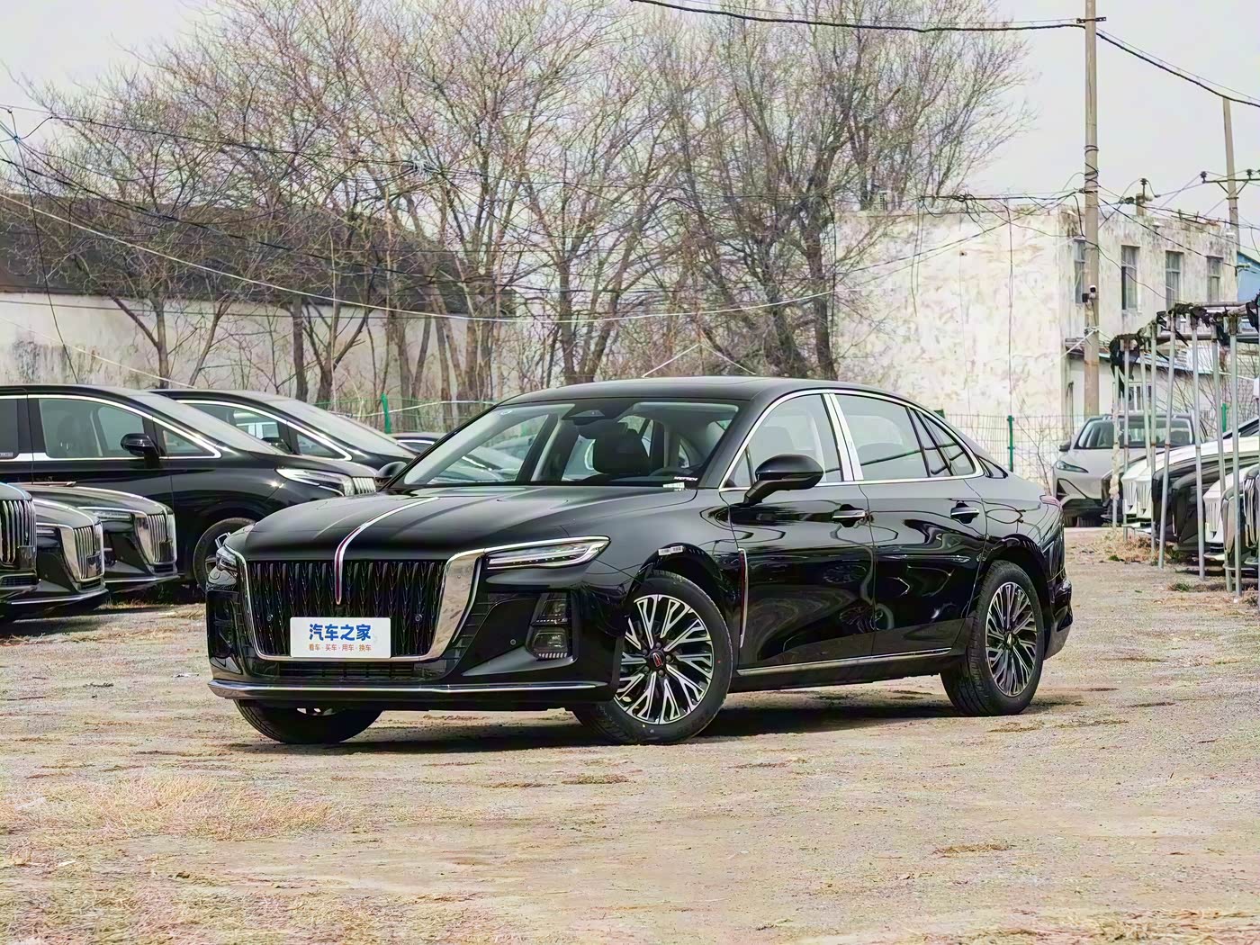 红旗H5 2025款 1.8T 自动公务版 红旗 1/8张图片大全_汽车外观图库-汽车之家