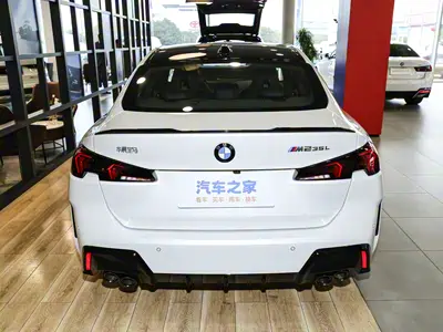 宝马M235L 2025款 M235L 宝马 38/103张图片大全_汽车外观图库-汽车之家