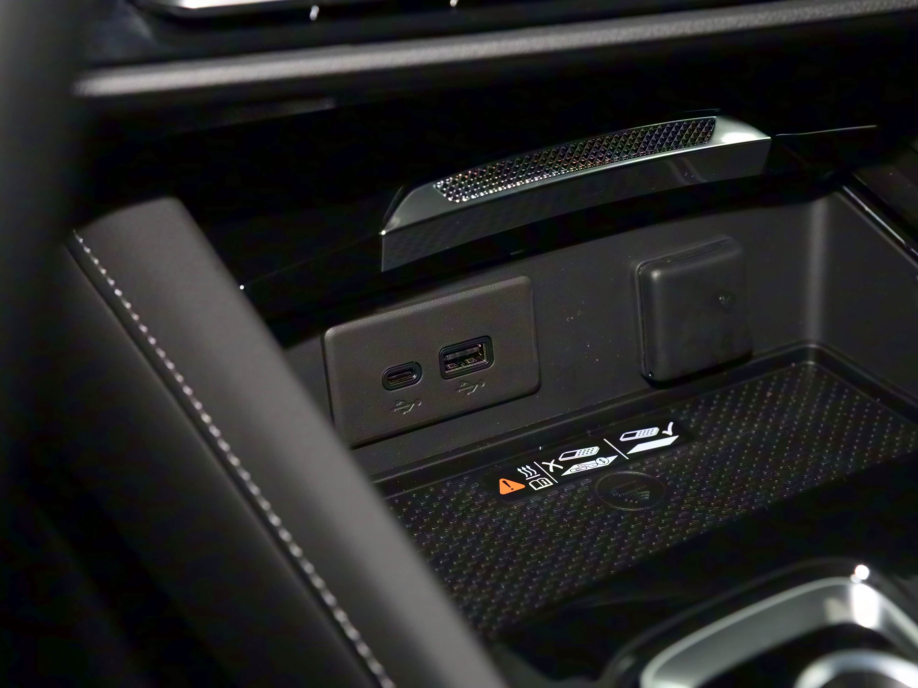 昂科威S 2025款 25T 进享白金版 别克 52/60张图片大全_汽车内饰图库-汽车之家