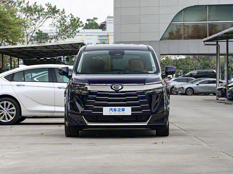 外观细节调整，广汽传祺E8 PHEV龙腾版上市！售23.58万元_车家号_发现车生活_汽车之家