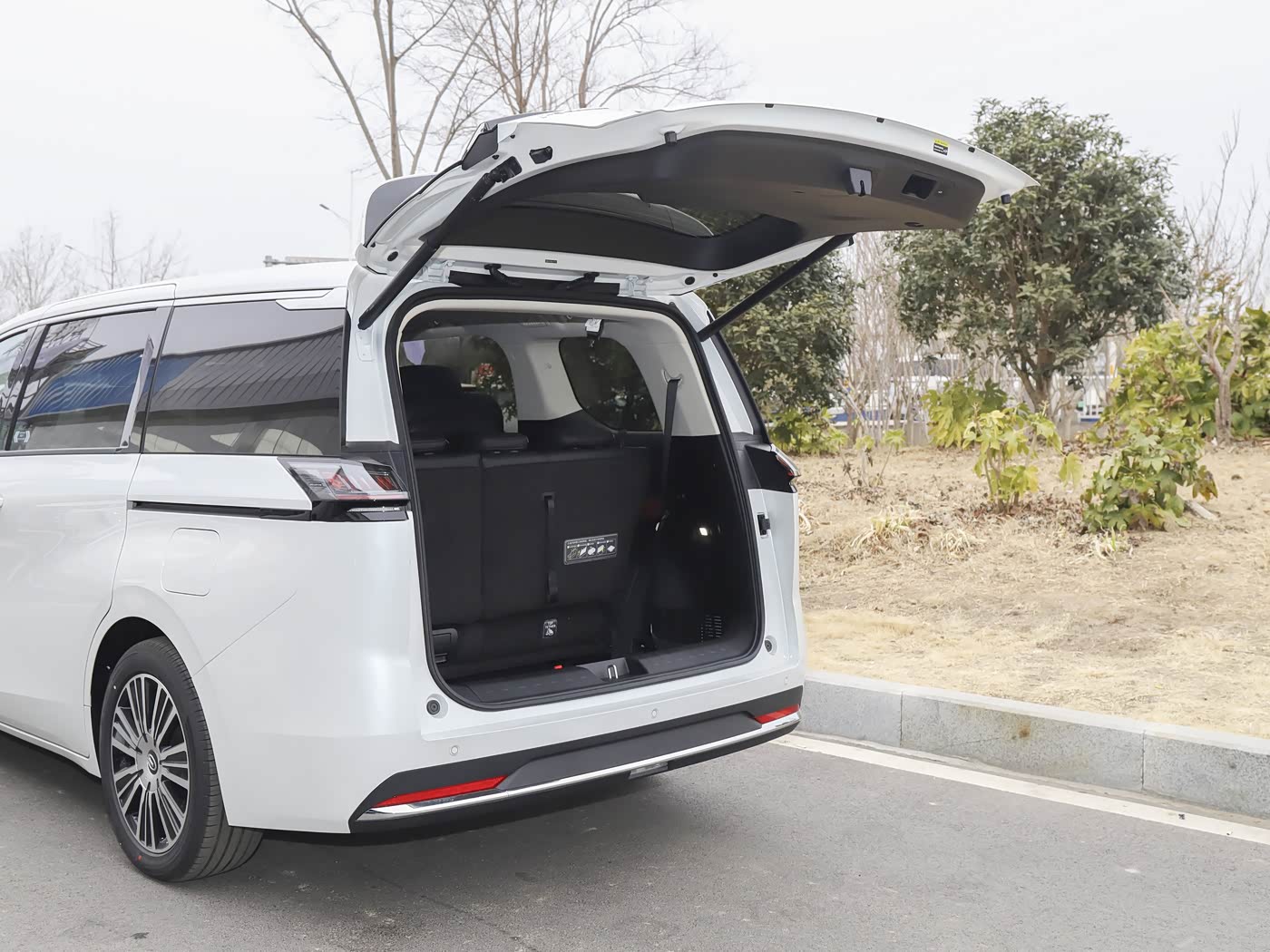 传祺E8新能源 2025款 150km PRO+ 广汽传祺 74/78张图片大全_汽车座椅图库-汽车之家