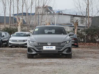 一汽-大众CC 2024款 330TSI 炫目 众享款 大众 2/8张图片大全_汽车外观图库_星河灰-汽车之家