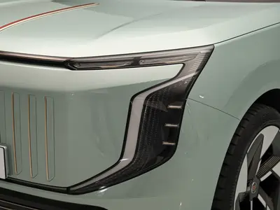 红旗HS9 PHEV 2026款 基本型 红旗 13/54张图片大全_汽车细节图库-汽车之家