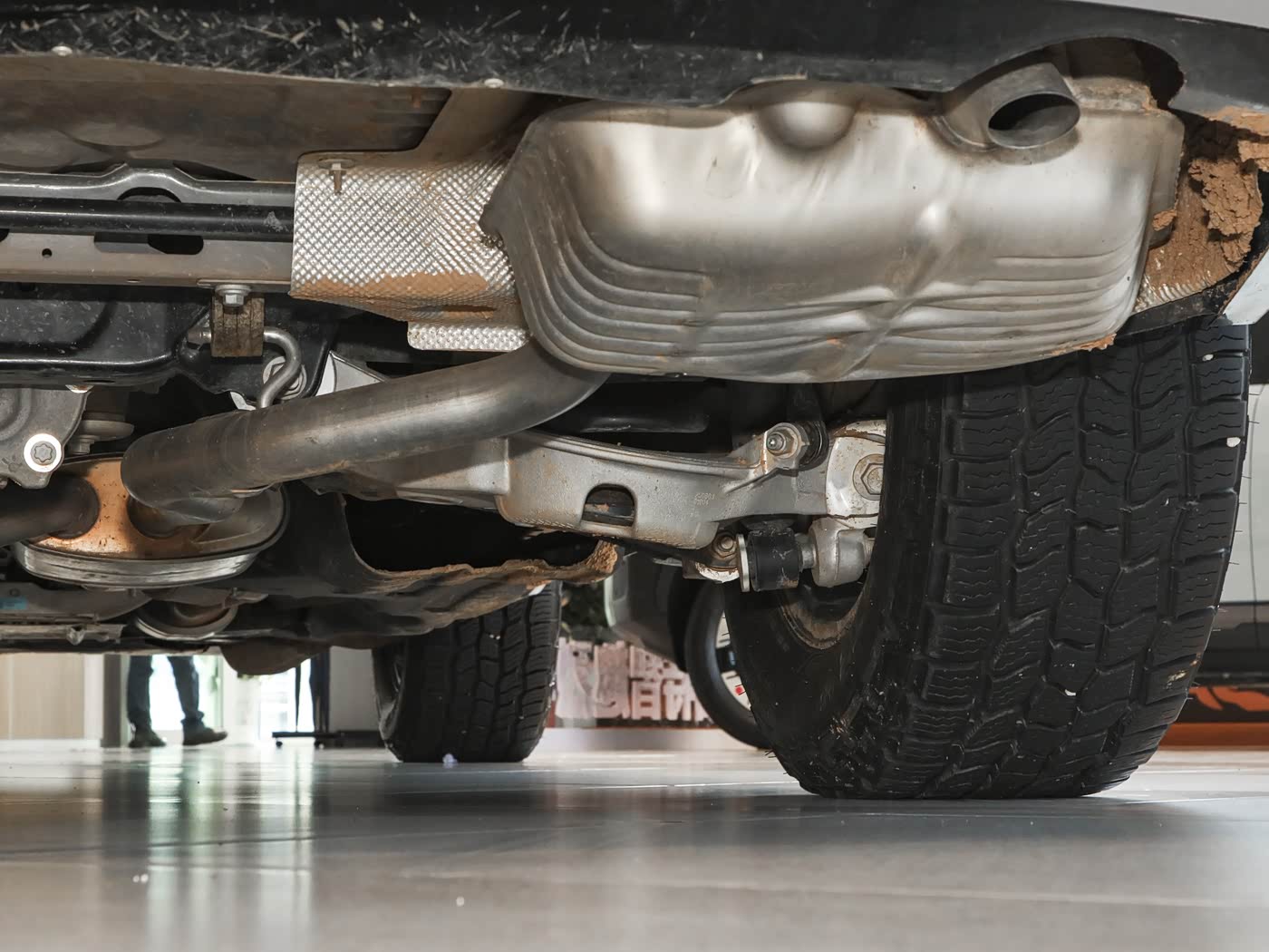 探险者 2025款 2.3T EcoBoost 昆仑穿越版 5座 福特 192/336张图片大全_汽车细节图库-汽车之家